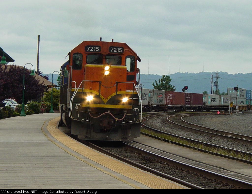 BNSF 7215